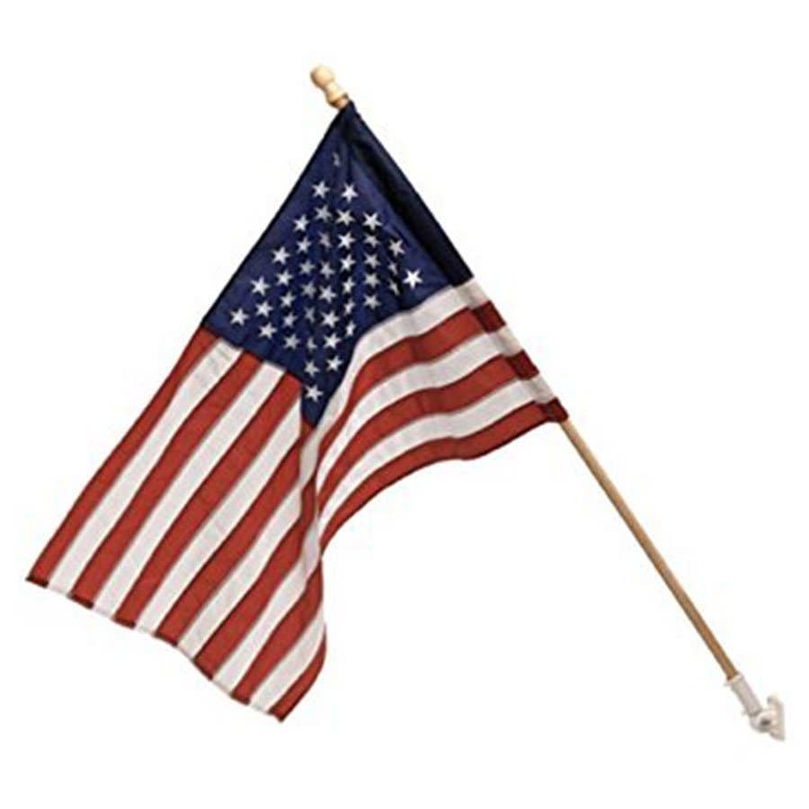 Valley Forge Wood Pole and American Flag, 2.5x4 Foot