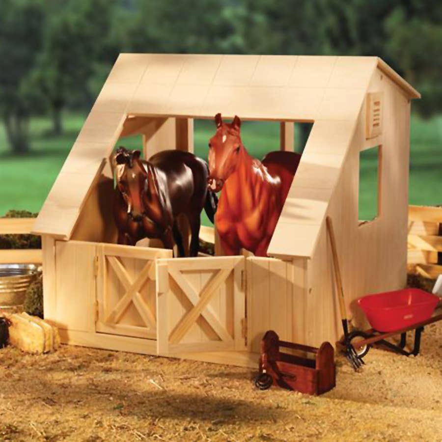 Breyer Two Stall Wood Stable