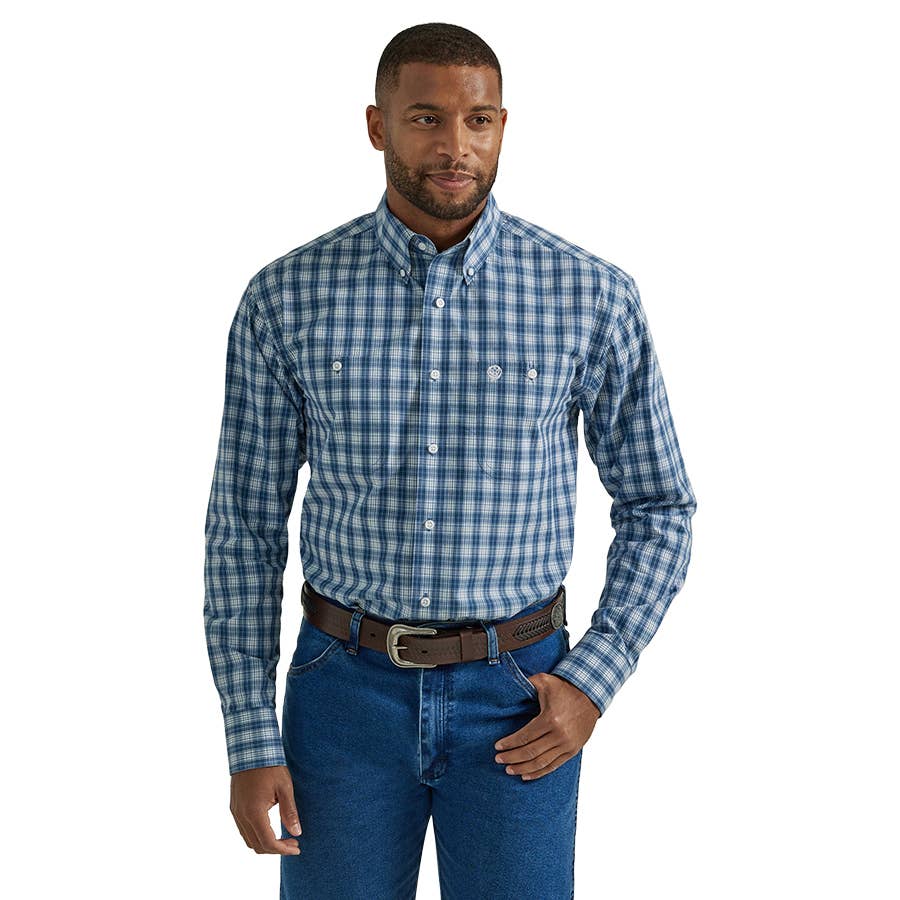 Wrangler Men's Long Sleeve Two Pocket George Strait Plaid Shirt