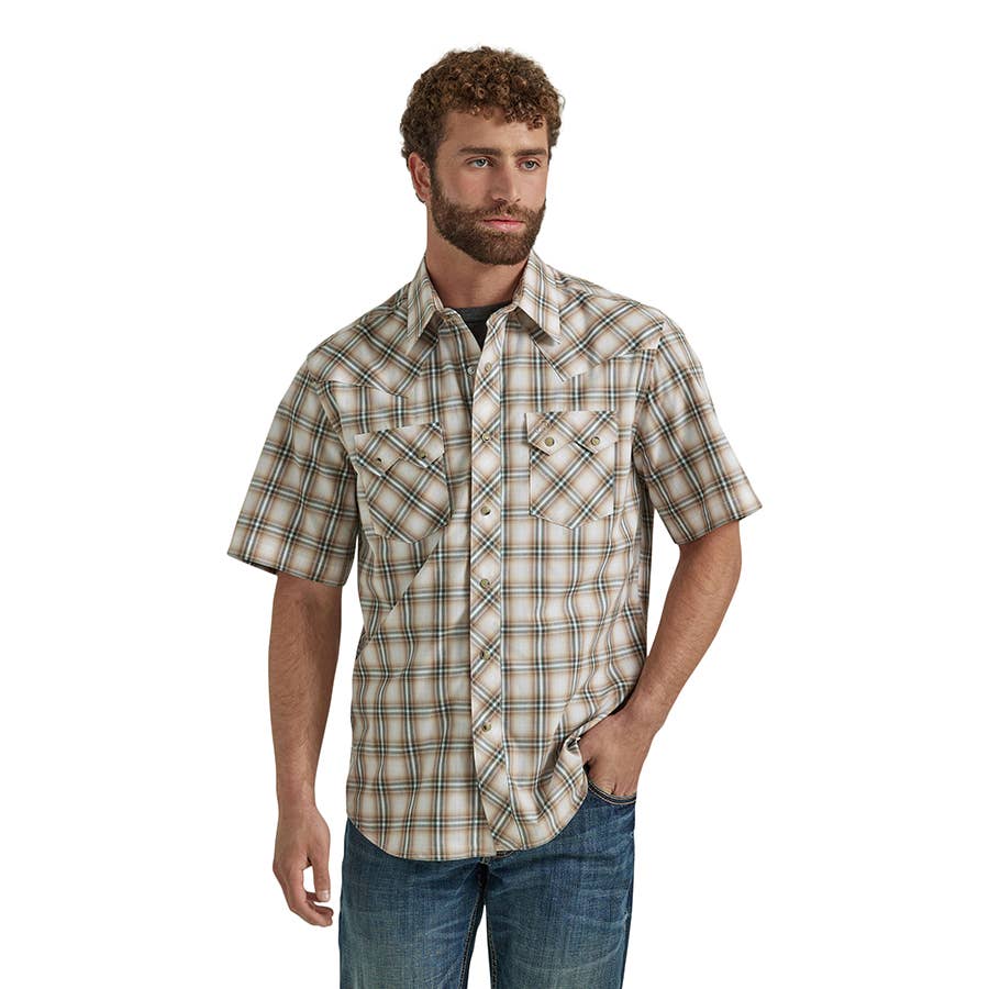 Wrangler Men's Retro Short Sleeve Modern Fit Shirt