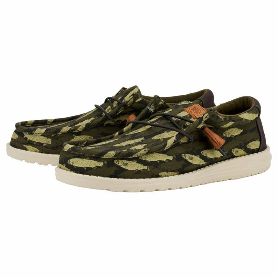 Hey Dude Men's Wally Fish Camo Shoes