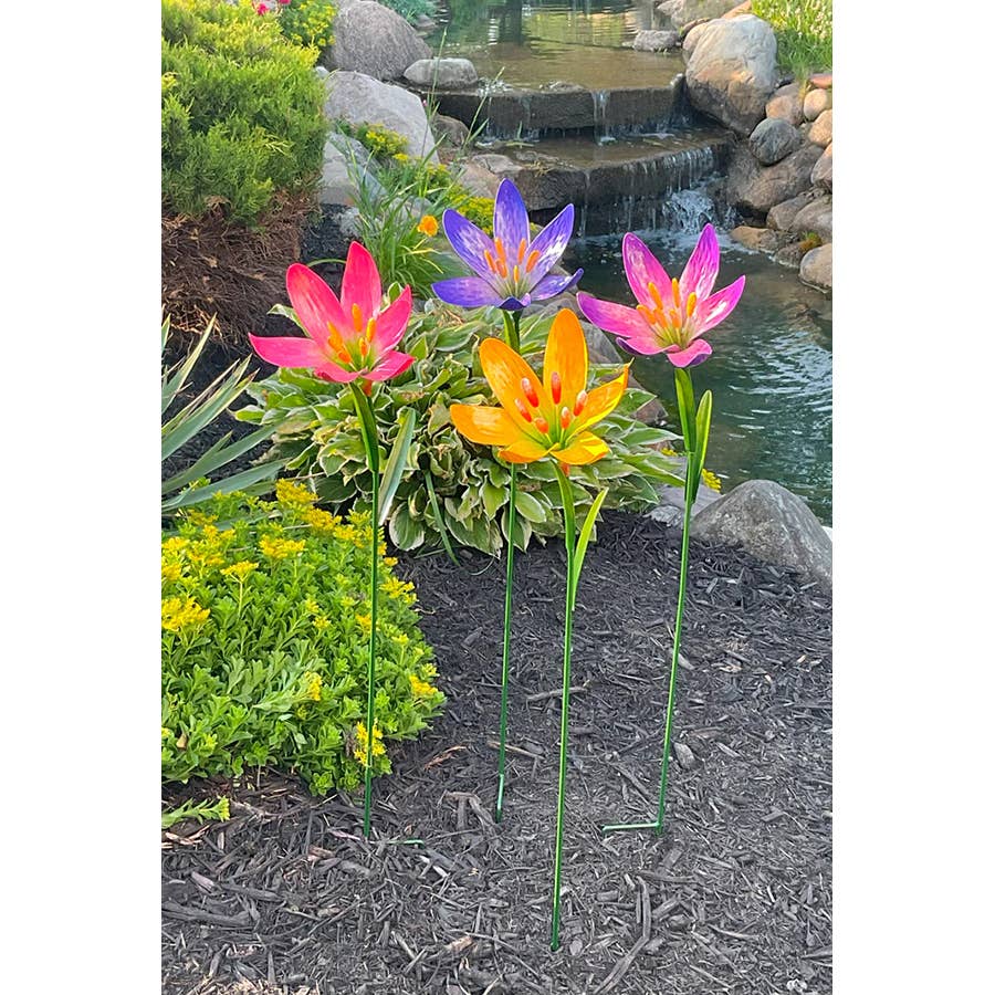 Marshall Home and Garden Lilies Stake