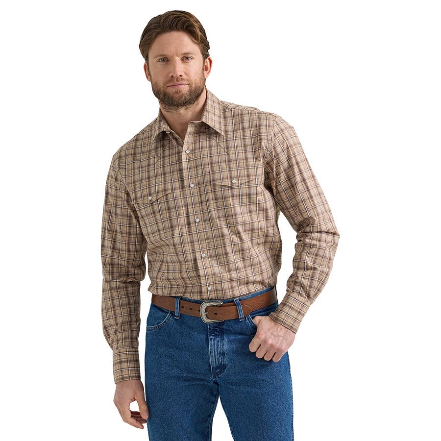 Wrangler Men's Wrinkle Resist Long Sleeve Classic Fit Shirt