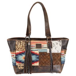 STS Ranchwear Women's Chaynee Mountain Tote Bag